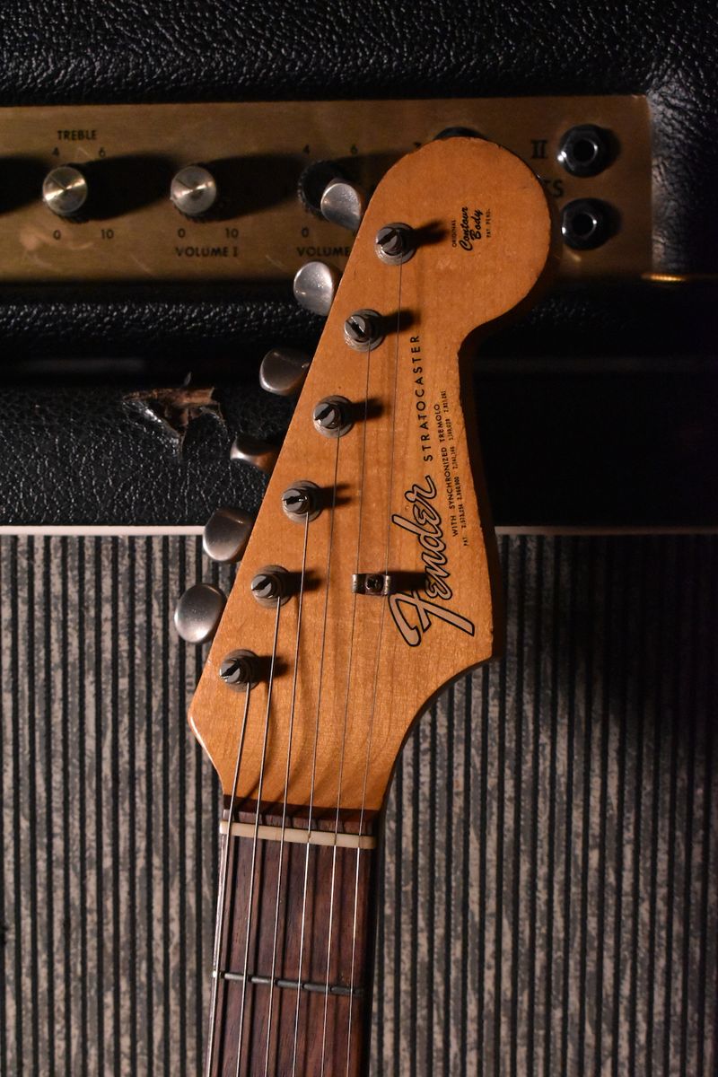 Cesco's Corner Guitars