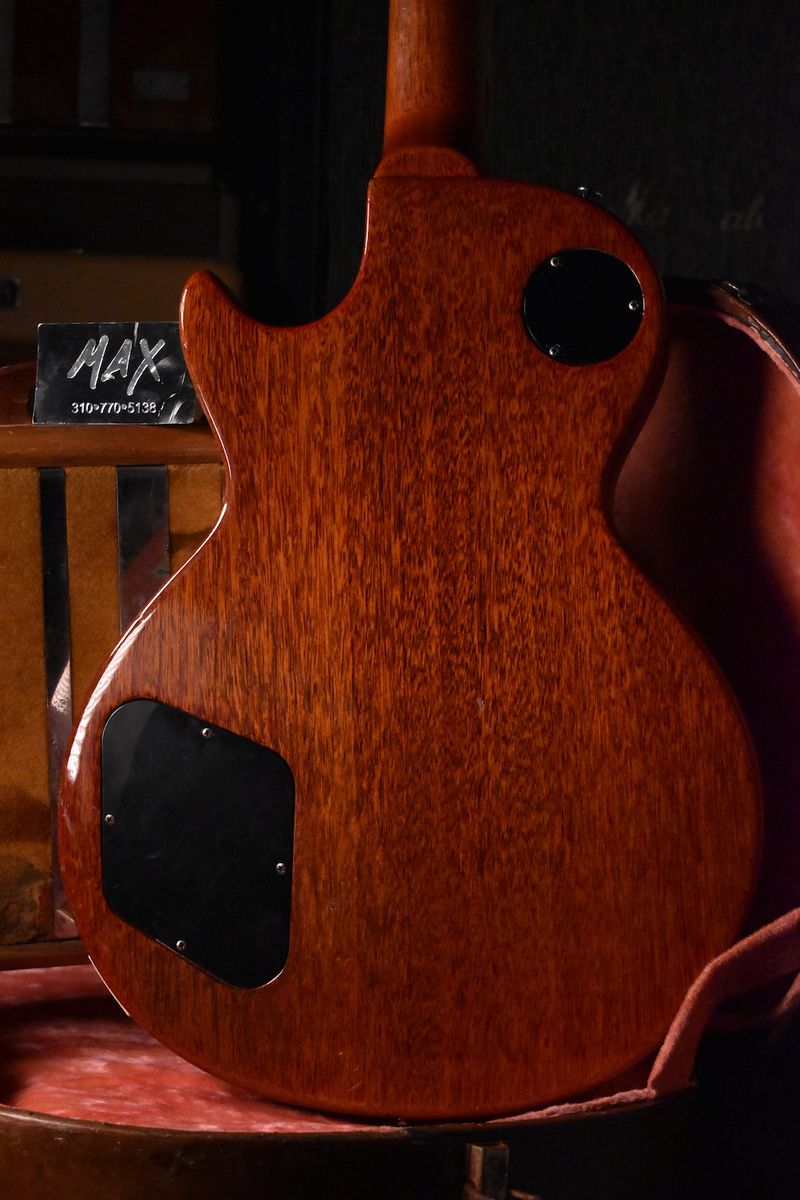 Cesco's Corner Guitars