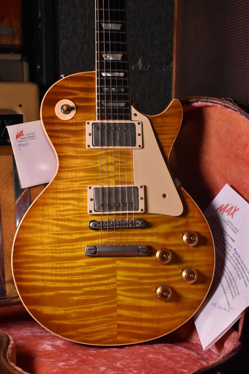 Cesco's Corner Guitars