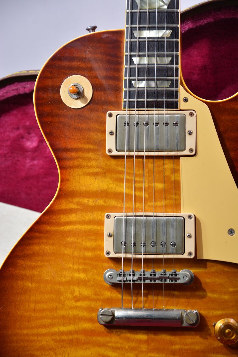 Cesco's Corner Guitars